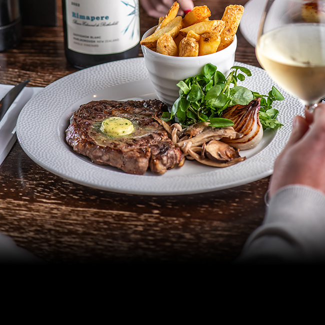 The Ferry Country Pub & Restaurant in Maidenhead